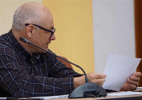 Dunca Duce în Instanță Fotografia Cu Care îl Poate Lăsa Pe Isac Fără