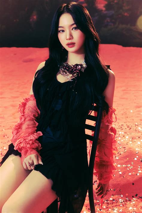 더쿠 팬들사이에서 취향 갈린다는 아이돌 컨셉