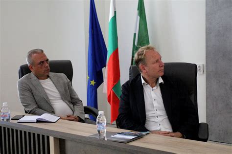 Проект Интегрирани услуги в подкрепа на активното участие и социалното включване на