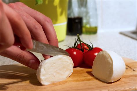 How To Use Every Kind Of Mozzarella From Buffalo To Burrata The