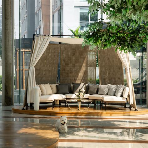 STN Cerámica Dezeen Showroom