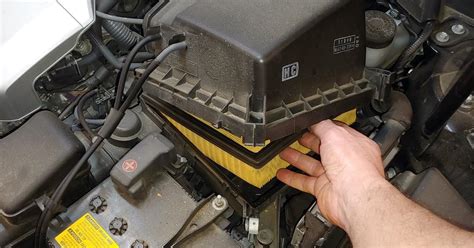 How To Change An Engine Air Filter