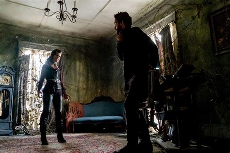 Photo De Tom Mison Sleepy Hollow Photo Kelley Missal Tom Mison