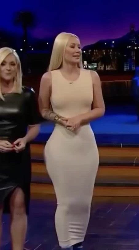 Iggy Azalea Tumbex