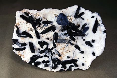 How Does Neptunite Form Rock And Gem Magazine