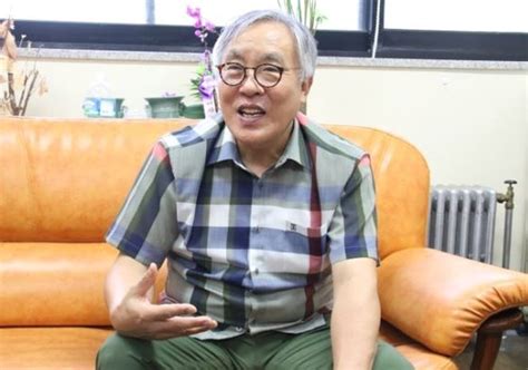韓대표 산업디자이너 김윤배 원로교수 디자인 아이디어는 자연이 답 네이트 뉴스
