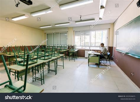 Almost Empty Classroom Clipart