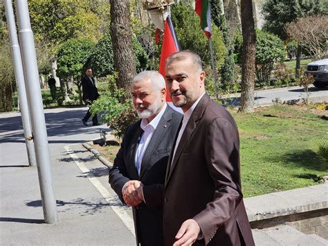 رهبر انقلاب در دیدار اسماعیل هنیه جمهوری اسلامی ایران در حمایت از