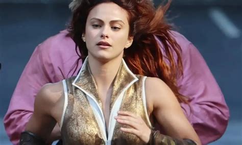 Así Se Ve Camila Mendes Como Teela En Las Imágenes Del Rodaje De He Man