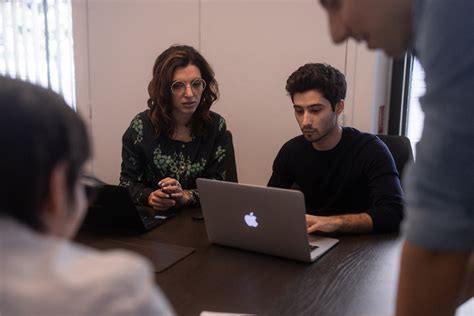 Le Statut Association Ou Entreprise