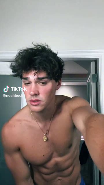 Alexis Superfan S Shirtless Male Celebs Noah Beck Shirtless Tiktok