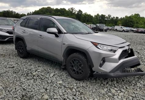 تيوتا راف4 2021 النوع اطلانتس لإستيراد وتأجير السيارات