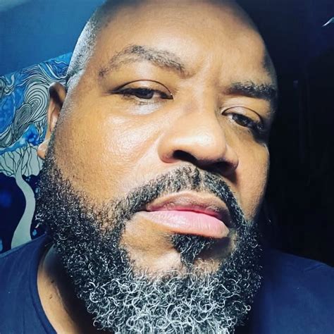 Umar Fuck Out Of Here You Fucking Distraction