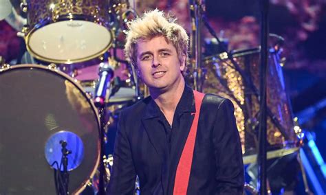 Billie Joe Armstrong Is Fking Cool With Being A Bisexual Icon
