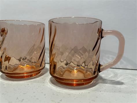 Set Of 2 Arcoroc France Pink Glass Optic Swirl Mugs Etsy