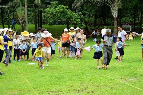 亲子周末亲子大山谷图库