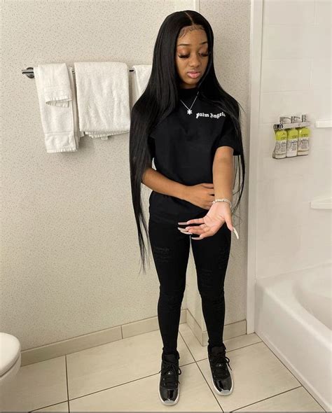 Cartiyae Streetwear Girl Pretty Outfits Baddie Outfits Casual