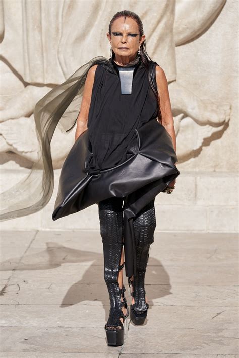 Rick Owens News, Collections, Fashion Shows, Fashion Week Reviews, and ...