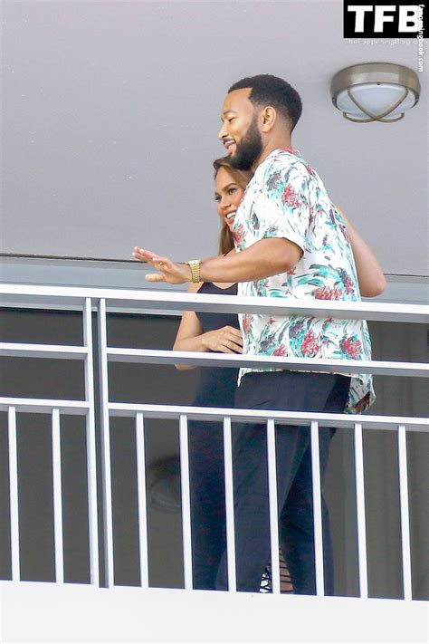 Chrissy Teigen Chrissyteigen Nude The Fappening Photo 1962873