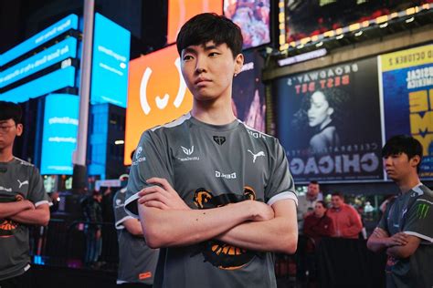 Following The Gengs Worlds Playoff Qualification Chovy Sets A New