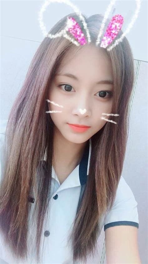 Pin By Oof On Chou Tzuyu Yah Kpop Tzuyu Twice Nayeon