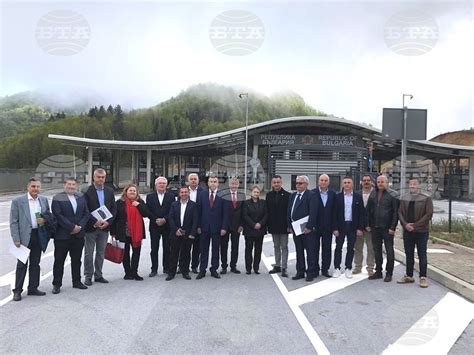 Областният управител на Смолян предаде правото на управление и стопанисване върху ГКПП „Рудозем