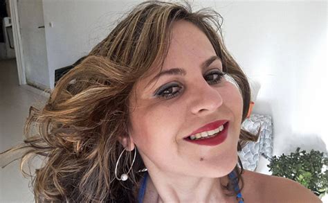 Babi Ka Vrar Mamin Detajet Trondit Se Vajza Syri Lajmi I Fundit