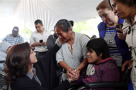 Dinorah L Pez De Gali Entrega Aparatos Funcionales E Consulta Com