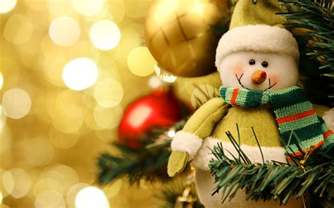 Лучшие новогодние обои на рабочий стол 2025