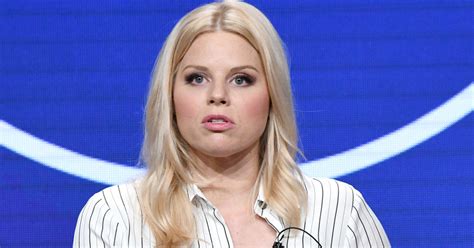 Megan Hilty Przeżywa Tragedię Jej Ciężarna Siostra Zginęła W Katastrofie Plejada Pl