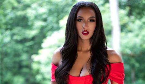 Day Fiance Chantel Everett Preps For First Date After Divorce Tv Season Spoilers