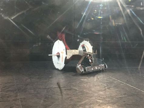 Robot Wars And Battlebots History On Twitter Tauron Mk 3 Fighting Gabriel At Extreme Robots In