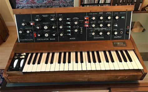 Matrixsynth Moog Minimoog Model D Keyboard Synthesizer Sn 6204