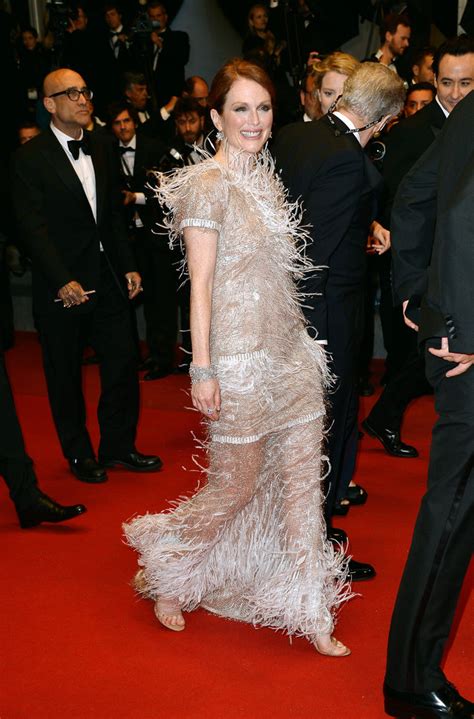 Julianne Moore Red Carpet Online
