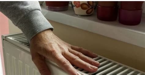 Энэ сарын 15 наас айл өрх сургууль цэцэрлэг эмнэлгийн дулааныг холбоно