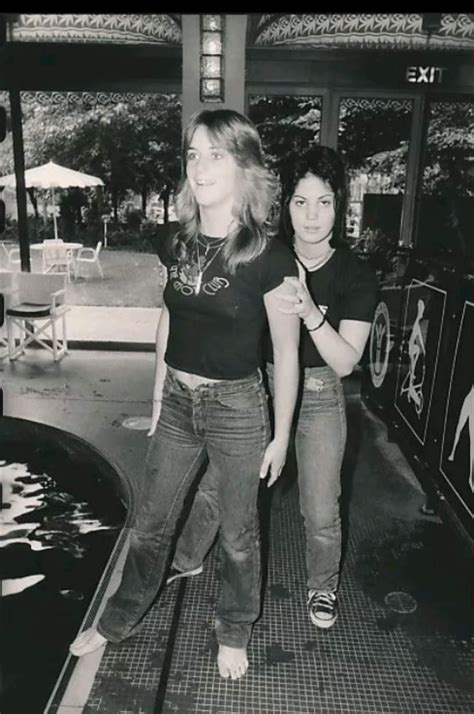 Female Drummer Female Singers Joan Jett Pop Punk Sandy West Lita Ford Rocker Girl Glam