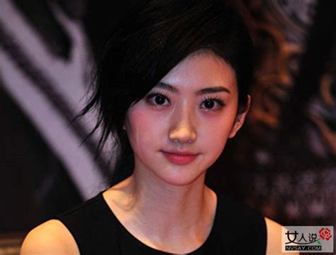 叶选廉和景甜的关系 揭秘小甜在娱乐圈不为人知的秘密交易资讯 聚男网