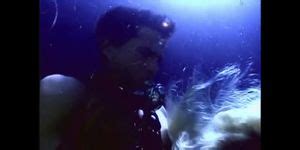 Attitude Underwater Sex Threesome Tnaflix Com