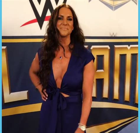 Stephanie Mcmahon Boobs Photos