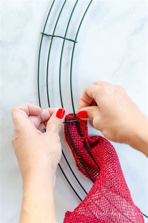 How To Make A Burlap Wreath Easy Guide Video For Beginners