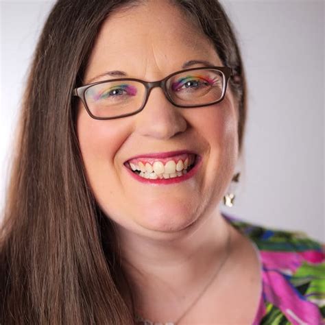 Naomi Bennett Naomibennettuk Threads Say More