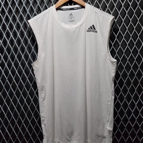 아디다스 나시 조끼 헬로마켓