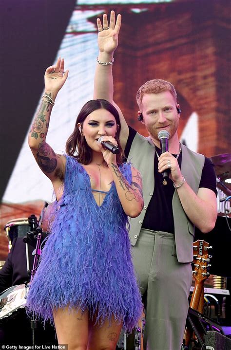 Julia Michaels And Jp Saxe Break Up Following Three Years Together