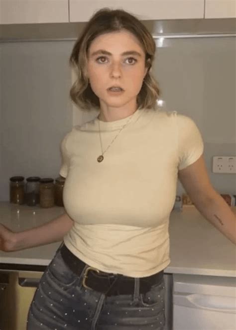 Thomasin Mckenzie R Celebhub