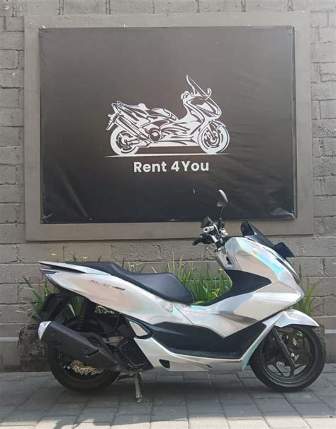 Rent A Bike Honda Pcx Cbs 2023 White In Bali Bikehouse