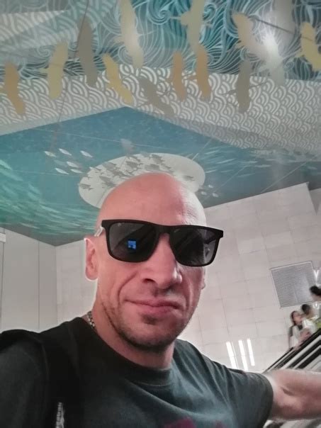 Доброго времени суток Познакомлюсь с девушкой для серьёзных отношений ВКонтакте