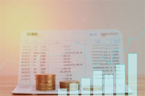 그래프 및도 서 은행 금융 및 자본 은행으로 개념으로 동전의 스택 그래프에 대한 스톡 사진 및 기타 이미지 그래프 금 금속