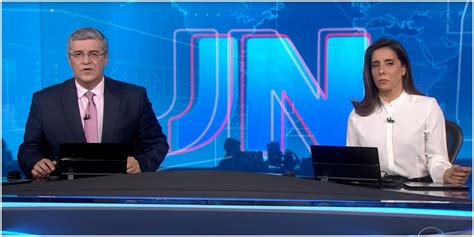 Jornal Nacional Entra às Pressas Na Globo E Para O Brasil Morreram