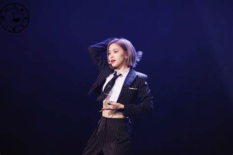 Пин от пользователя на доске iTZY iTZY