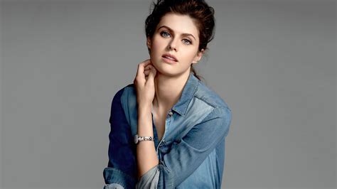 Alexandra Daddario New Wallpaper Hd Celebrities Wallpapers K Wallpapers Images Backgrounds